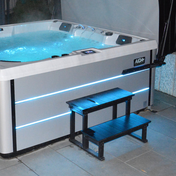 Stabile Whirlpool Treppe – Jetzt online erhältlich